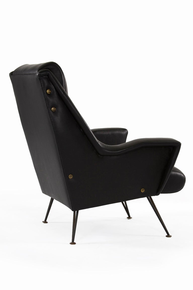 Set of 2 Italian Minotti Leather Chairs with Patinated Brass Legs ...