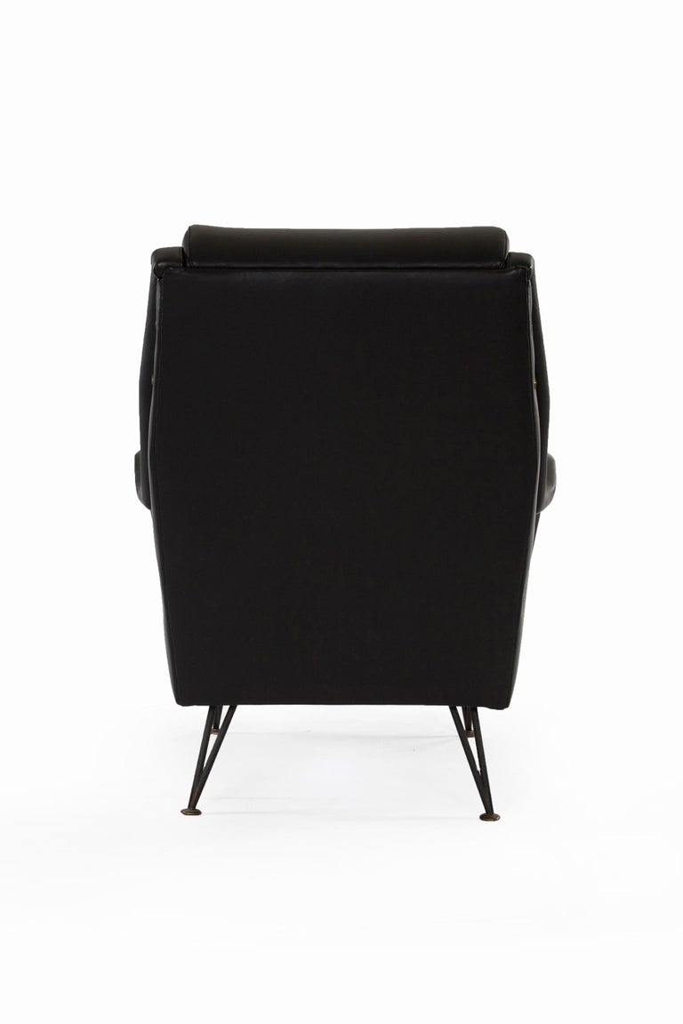Set of 2 Italian Minotti Leather Chairs with Patinated Brass Legs ...