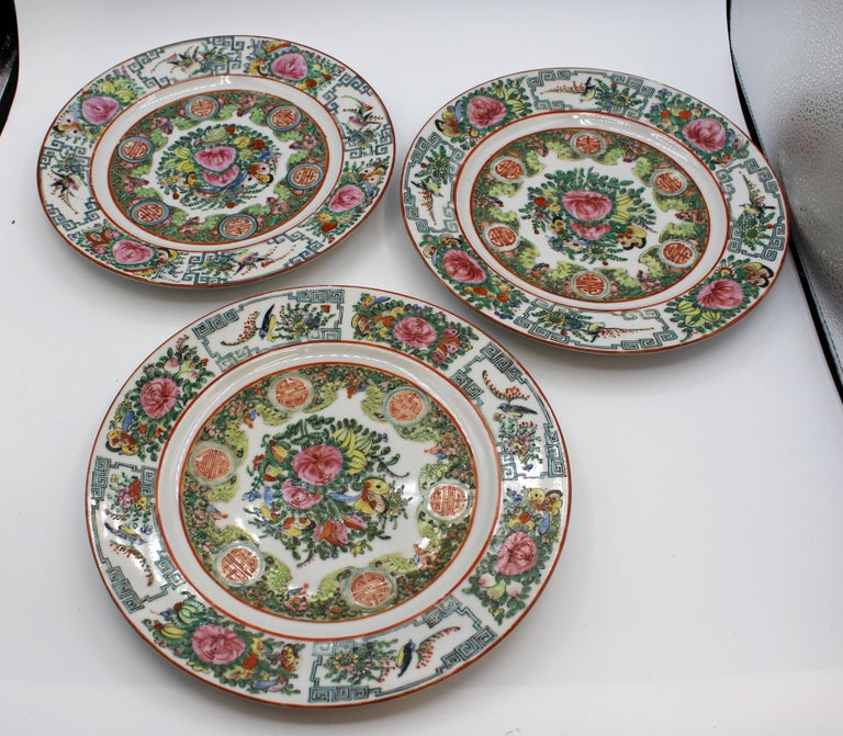 Set of 20th Century Rose Canton Dinner Plates For Sale at 1stDibs
