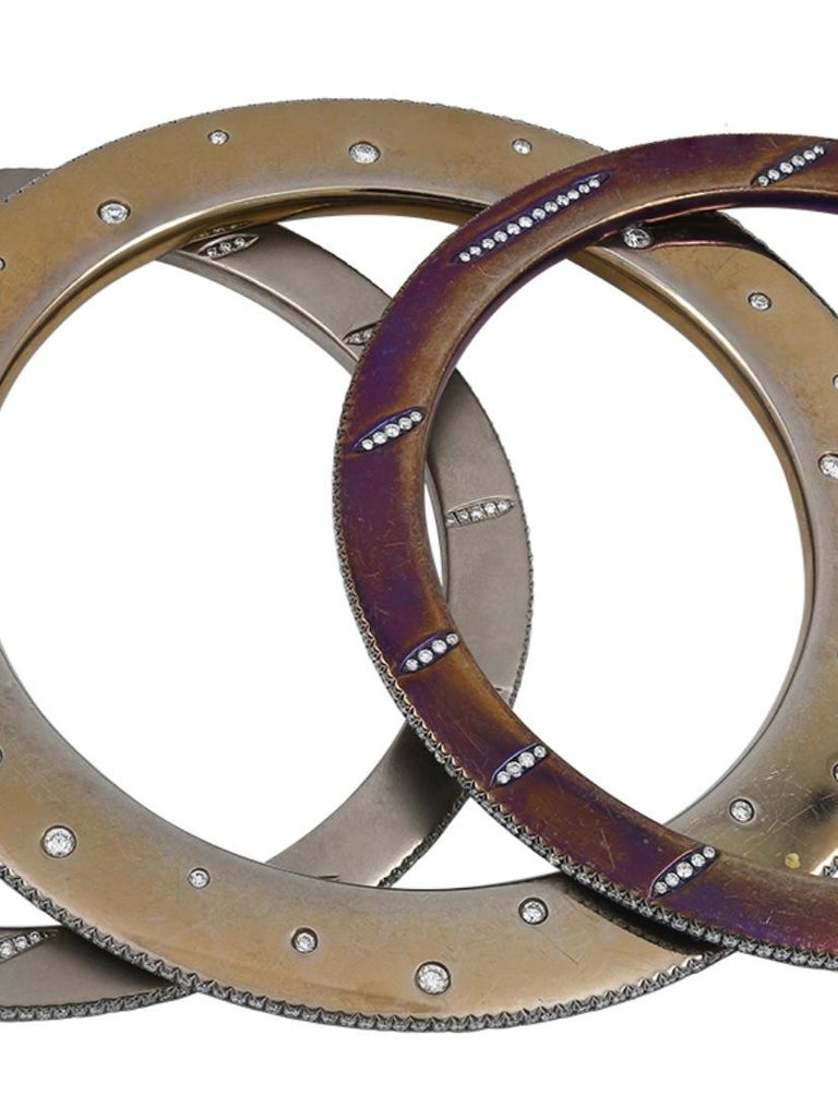 Set of 3 La Reina Titanium Diamond Bangles For Sale at 1stDibs