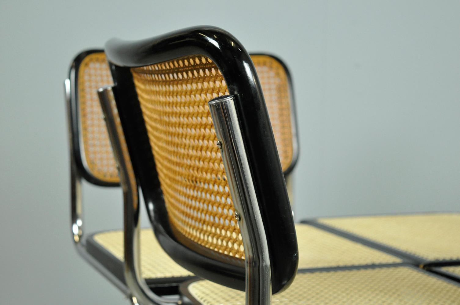 Set of 4 Cesca dining table chairs, made in Italy, 90s For Sale at 1stDibs