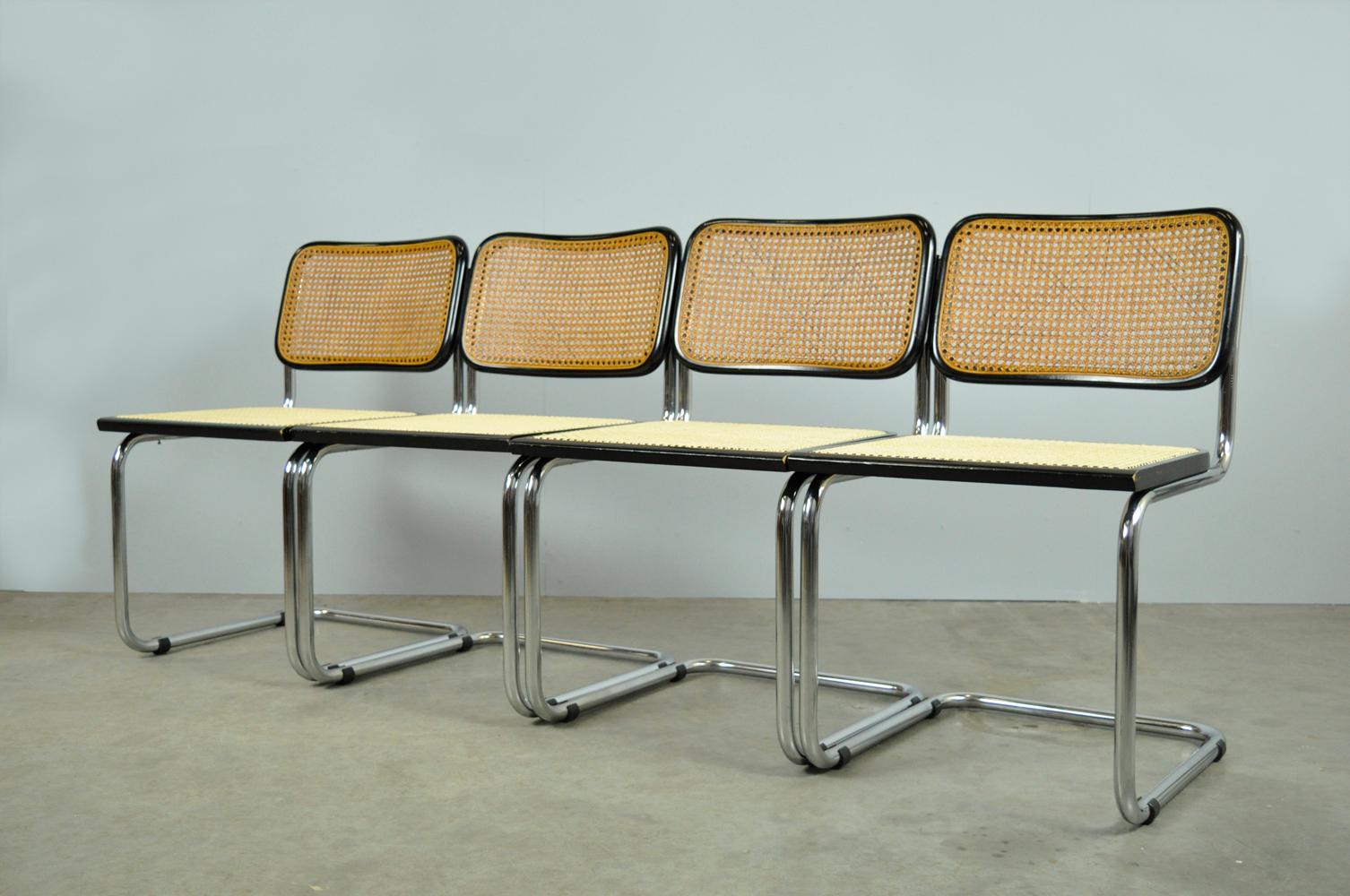 Set of 4 Cesca dining table chairs, made in Italy, 90s For Sale at 1stDibs