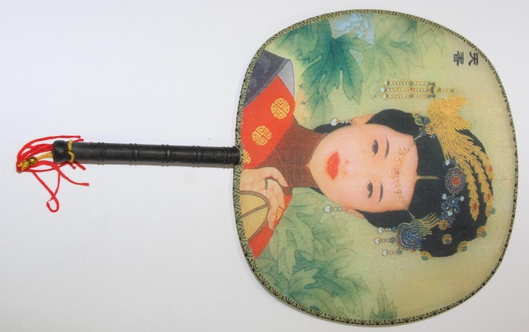 Set of 4 Chinese Silk Round Paddle Hand Fans with Geishas Woman ...