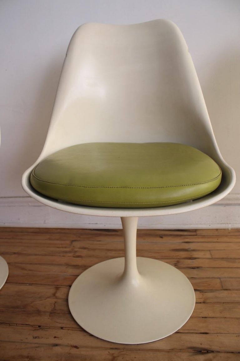 Set of 4 Eero Saarinen Midcentury Tulip Dining Chairs For Sale at ...