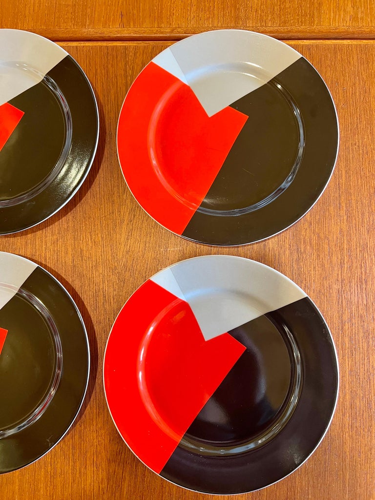 Set of 4 Postmodern Memphis Era Plates by Studio Nova Japan For Sale at ...