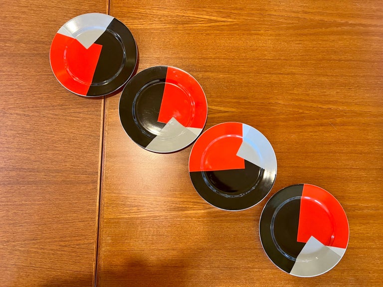 Set of 4 Postmodern Memphis Era Plates by Studio Nova Japan For Sale at ...