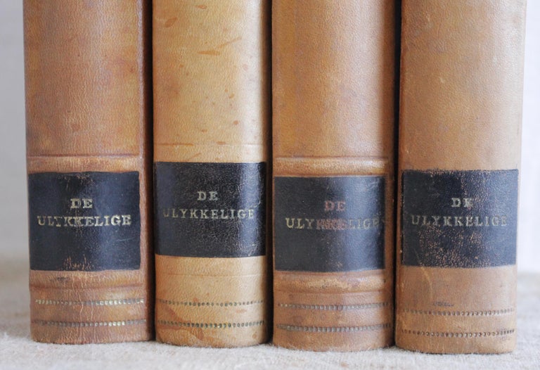 Set of 4 Victor Hugo De Ulykkelige Antique Leather Bound Books at 1stDibs