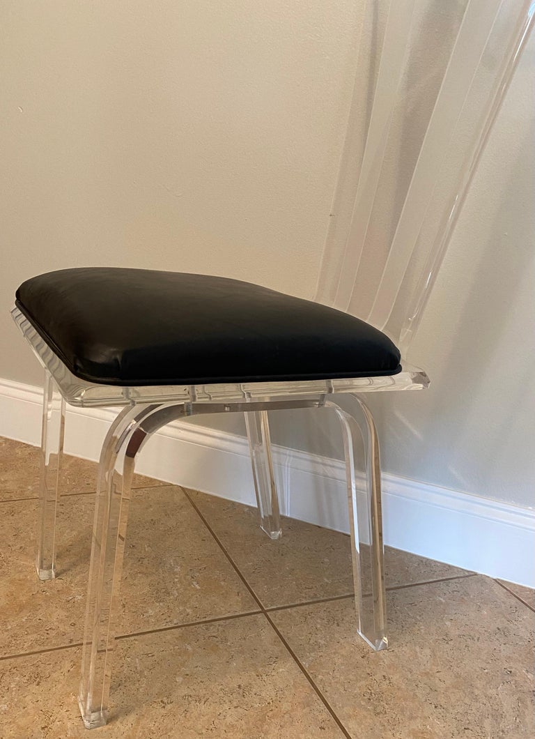 Set of 4 Vintage Scalloped Edged Lucite Dining Chairs Attrib. to Neal ...