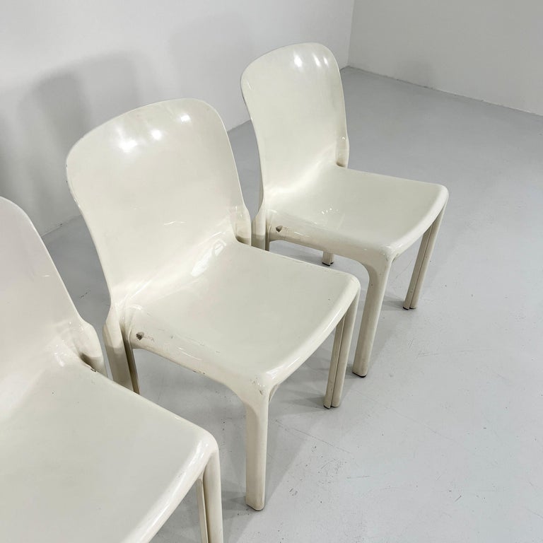 Set of 4 White Selene Chairs by Vico Magistretti for Artemide, 1970s ...