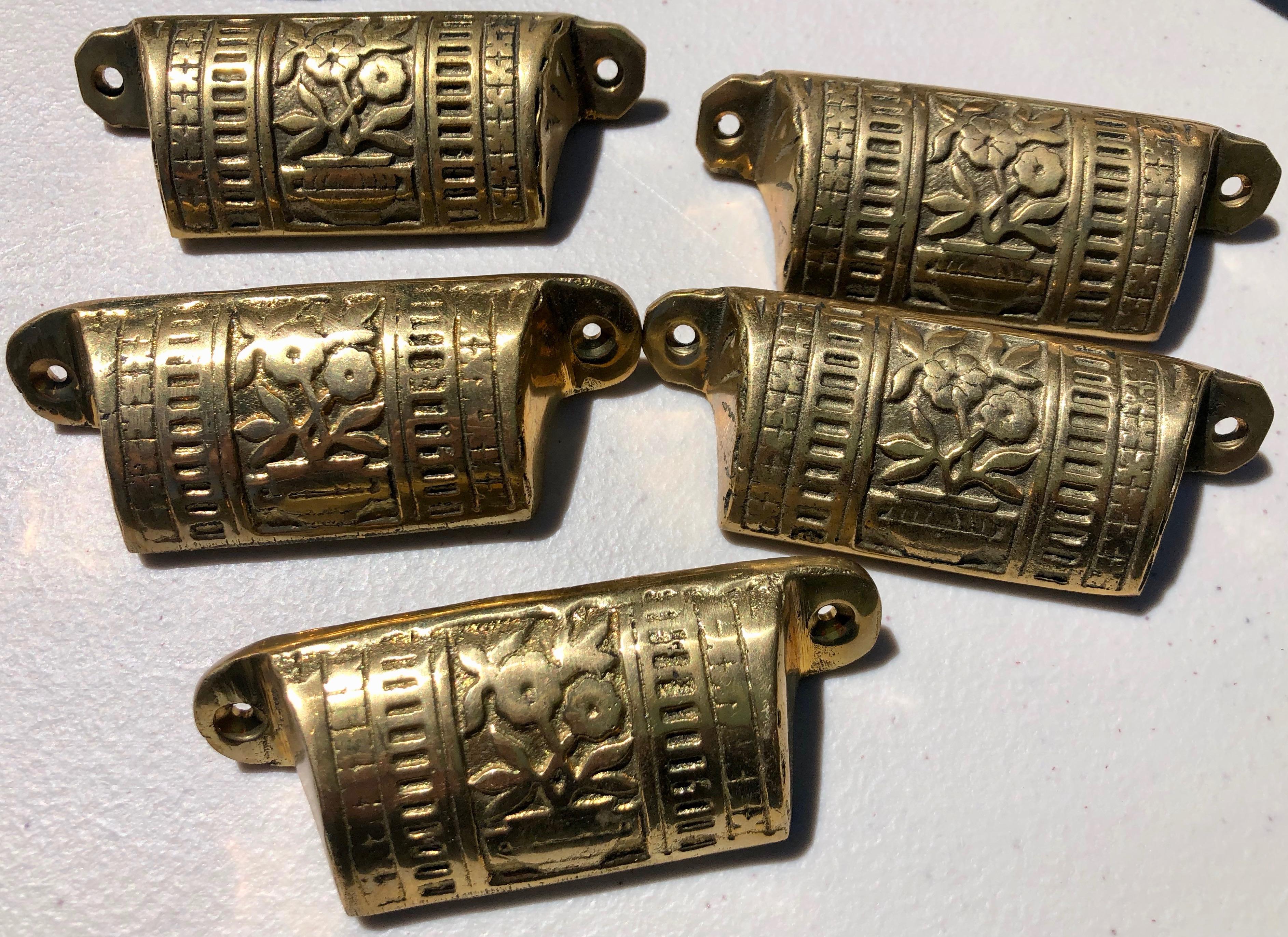 Set of 5 Brass Detailed Drawer Handles, Brass Lock and Freestanding ...