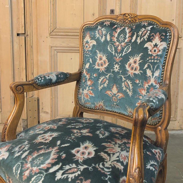 Set of 6 Antique Louis XV Dining Chairs includes 2 Armchairs For Sale ...
