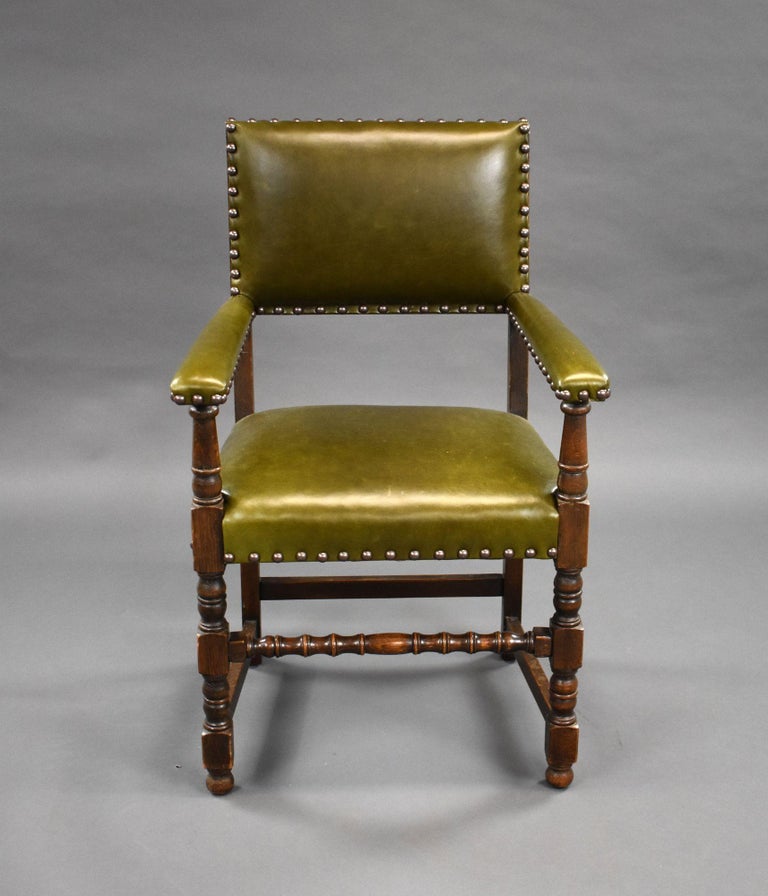 Set of 6 Carolean Style Oak Dining Chairs For Sale at 1stDibs