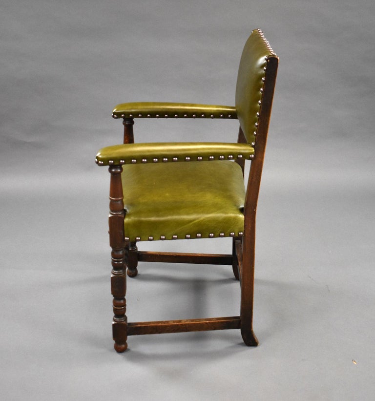 Set of 6 Carolean Style Oak Dining Chairs For Sale at 1stDibs