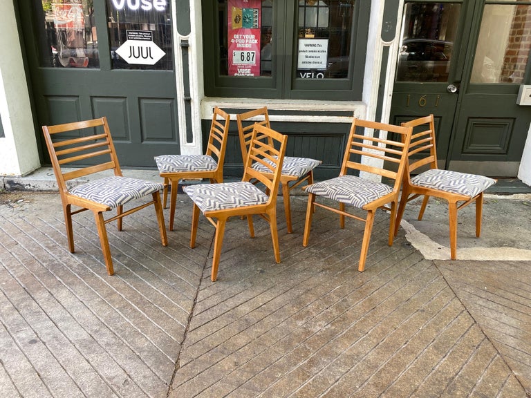 Set of 6 Maple Dining Chairs For Sale at 1stDibs