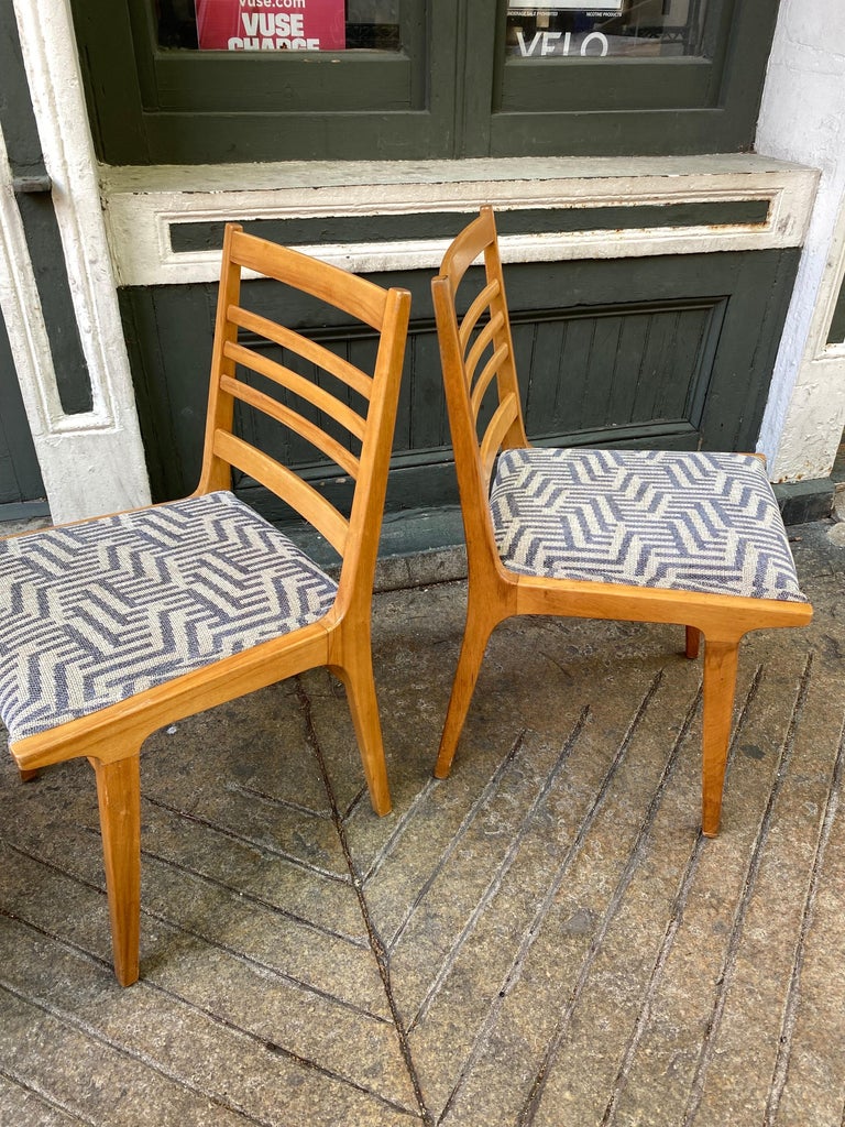 Set of 6 Maple Dining Chairs For Sale at 1stDibs