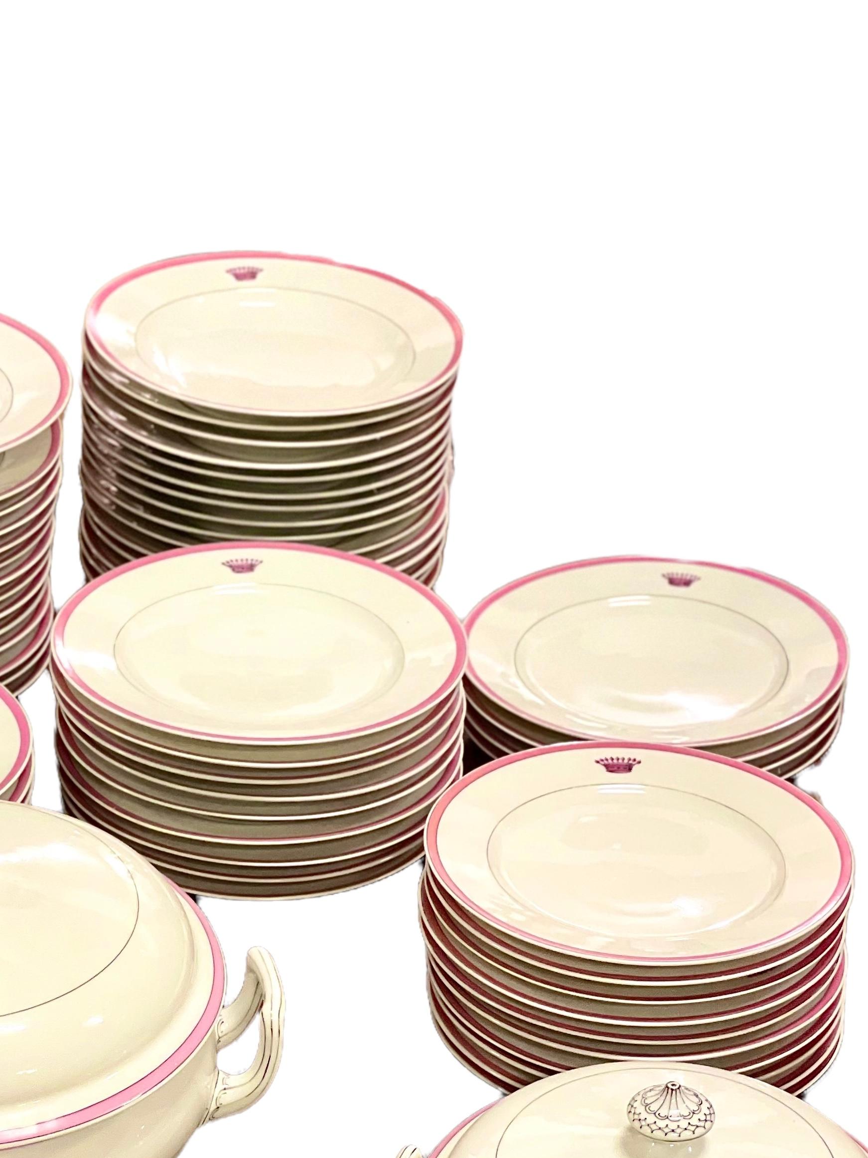 Set of 6 Porcelain Dinner Plates from the Maison Charles Pillivuyt et ...