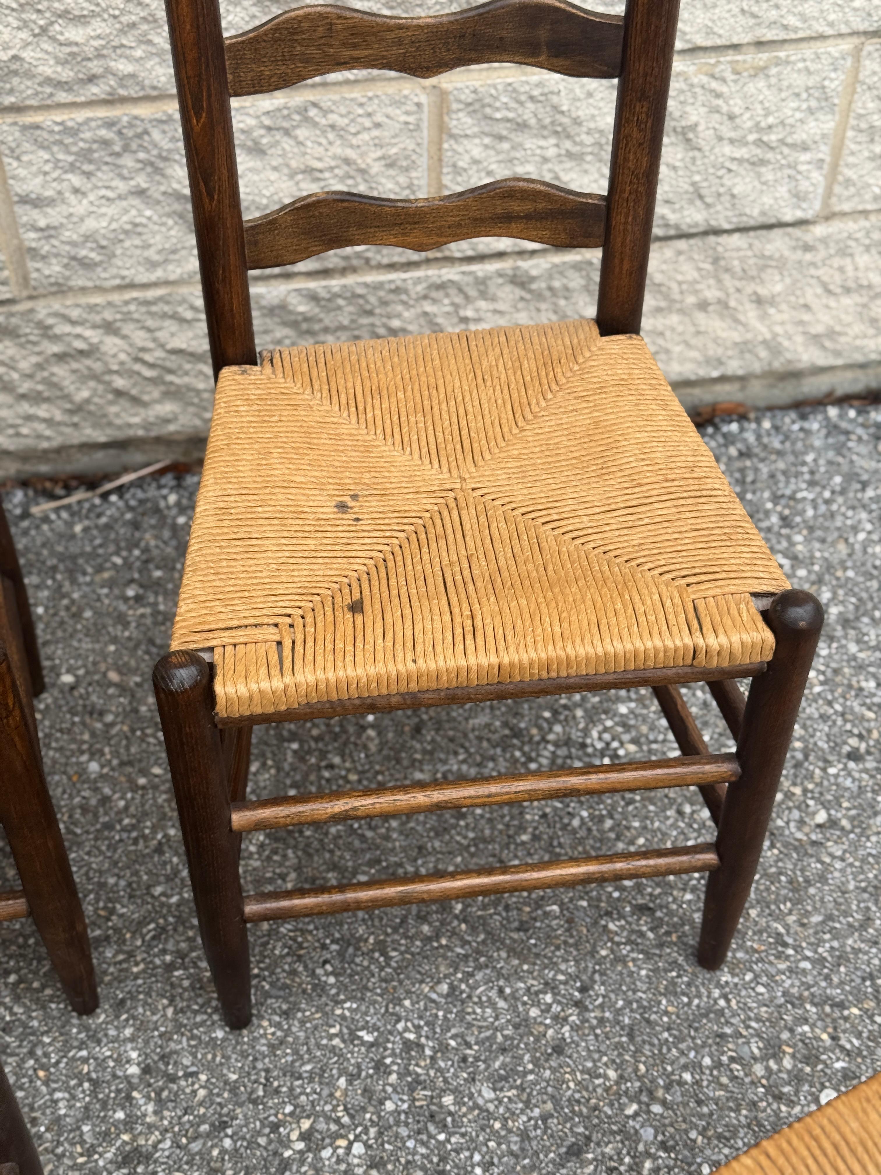 Set of 6 Rustic Vintage Walnut Ladder Back Rush Dining Chairs For Sale ...