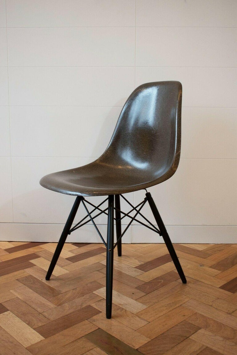 Set of 8 1960s Fibreglass Chairs by Charles and Ray Eames for Herman ...