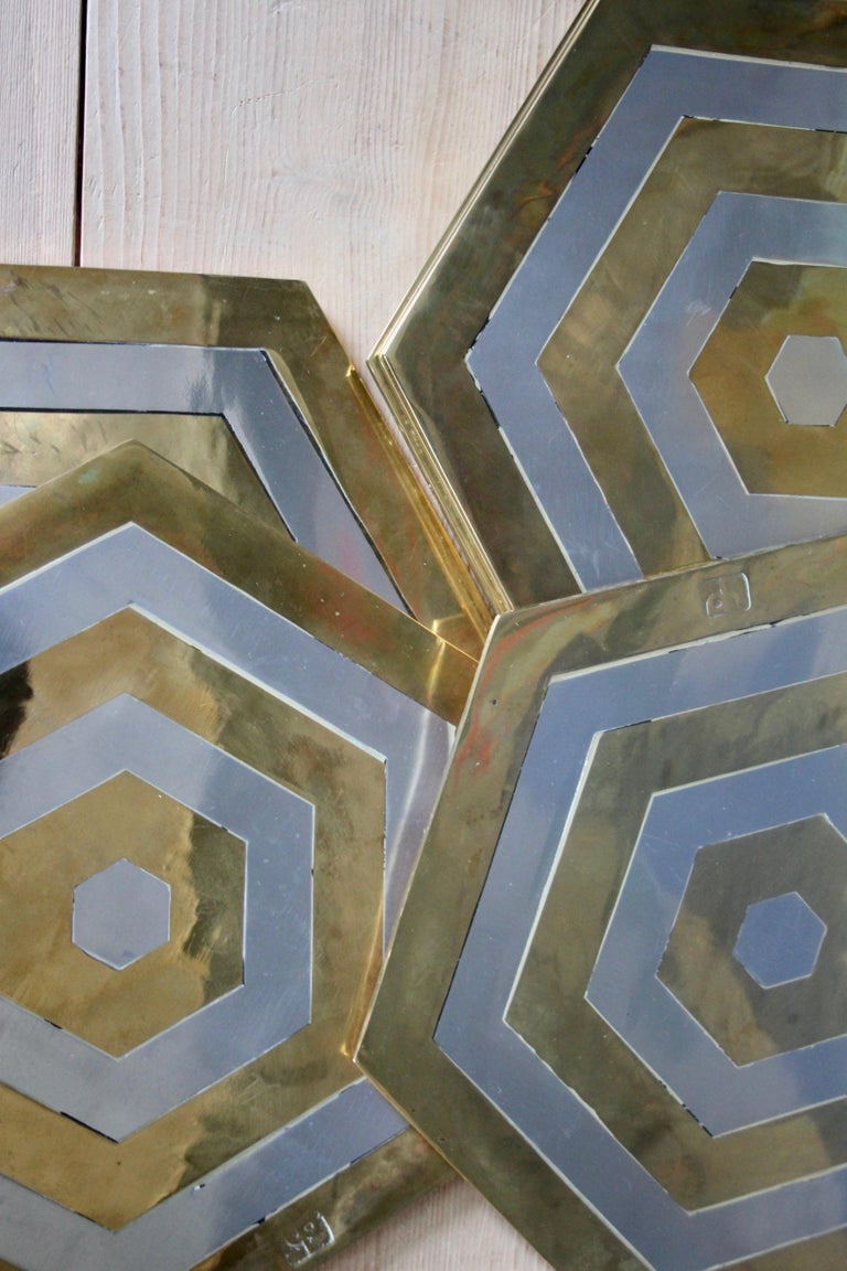 Set of 8 Bicolor Metal Trivet For Sale at 1stDibs