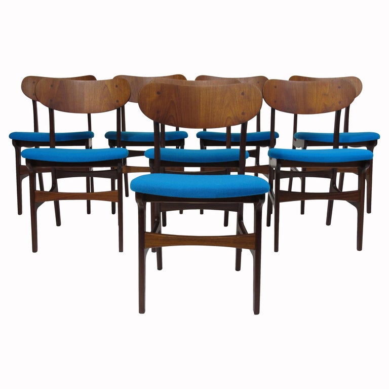 Set of 8 Danish Teak Dining Chairs For Sale at 1stDibs