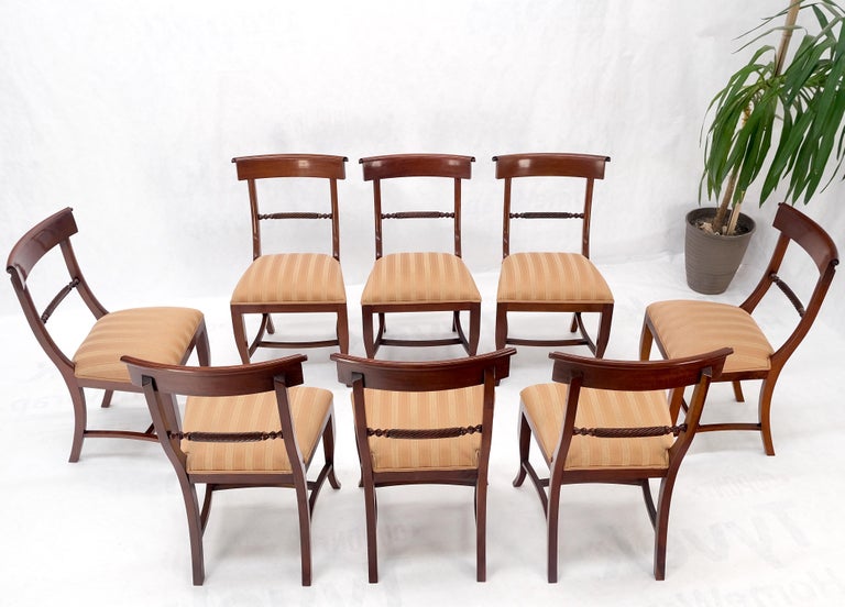 Set of 8 Mahogany Federal Style Dining Chairs For Sale at 1stDibs