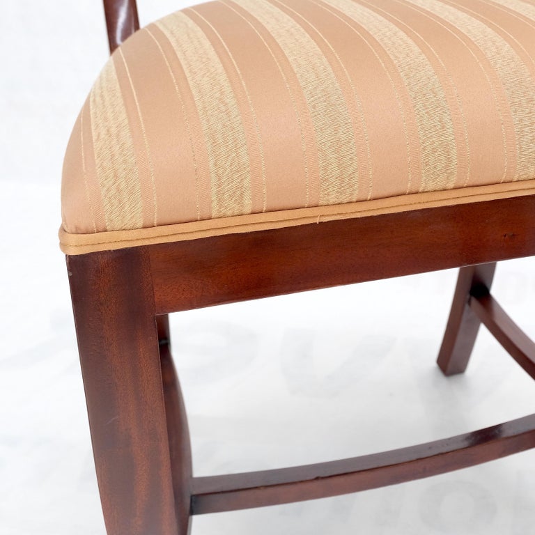Set of 8 Mahogany Federal Style Dining Chairs For Sale at 1stDibs
