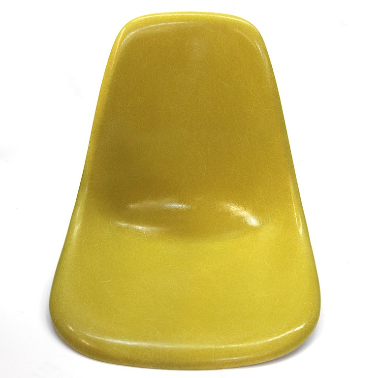 Set of 8 Mid Century Modern Mustard Yellow Dowel Base Eames Dining ...