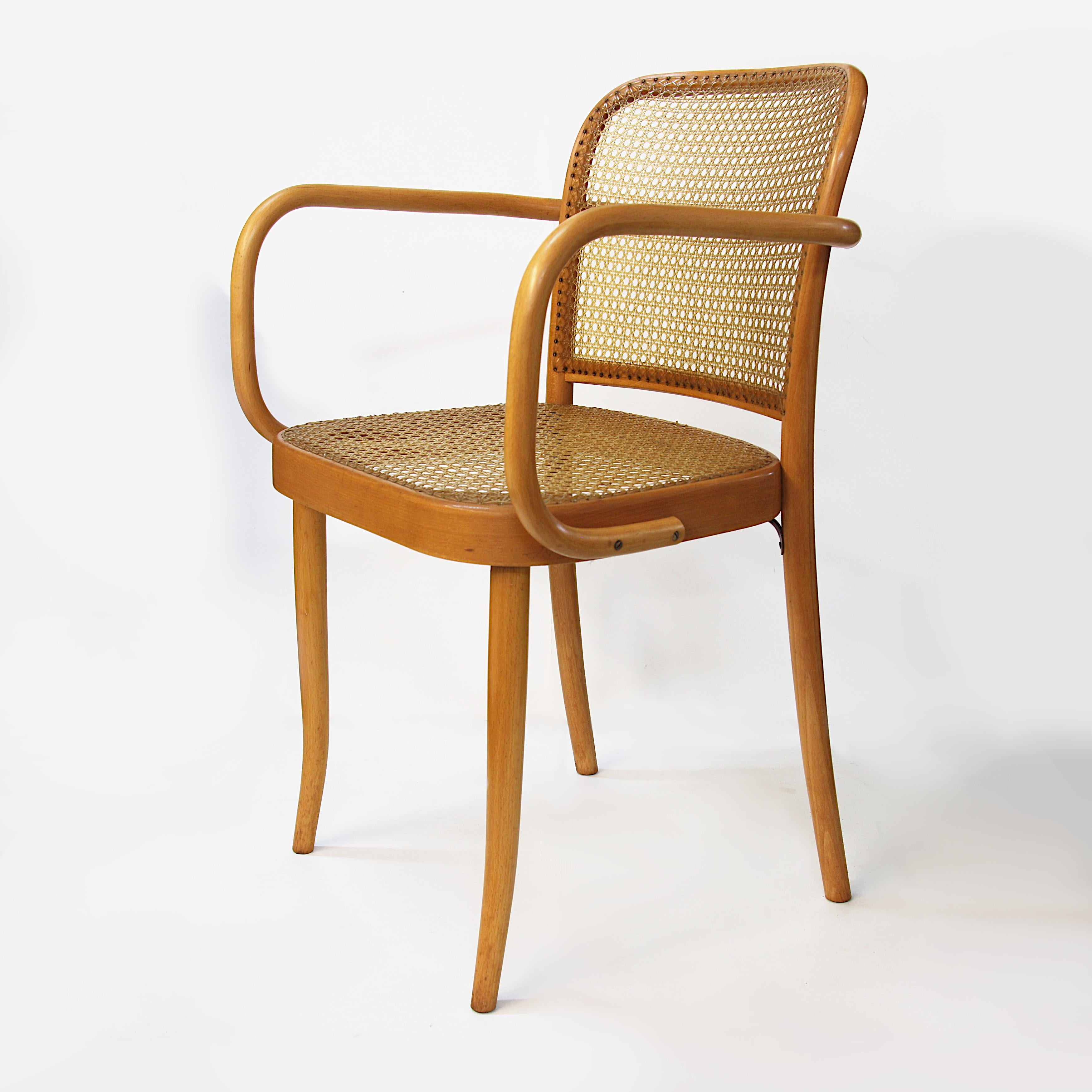 Set of 8 Vintage Bentwood Dining 811 Prague Chairs by Josef Hoffmann ...