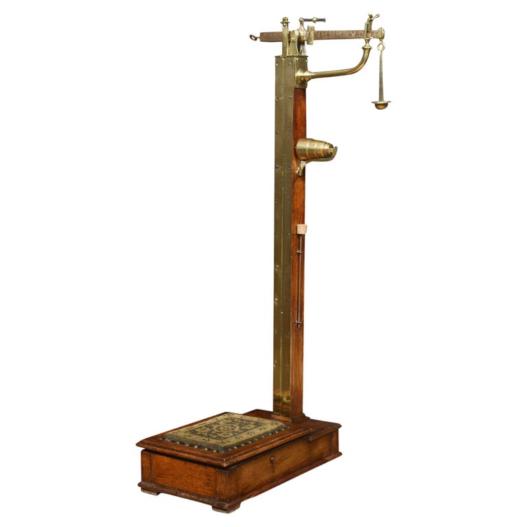 Set of Brass and Oak Avery Weighing Scales at 1stDibs