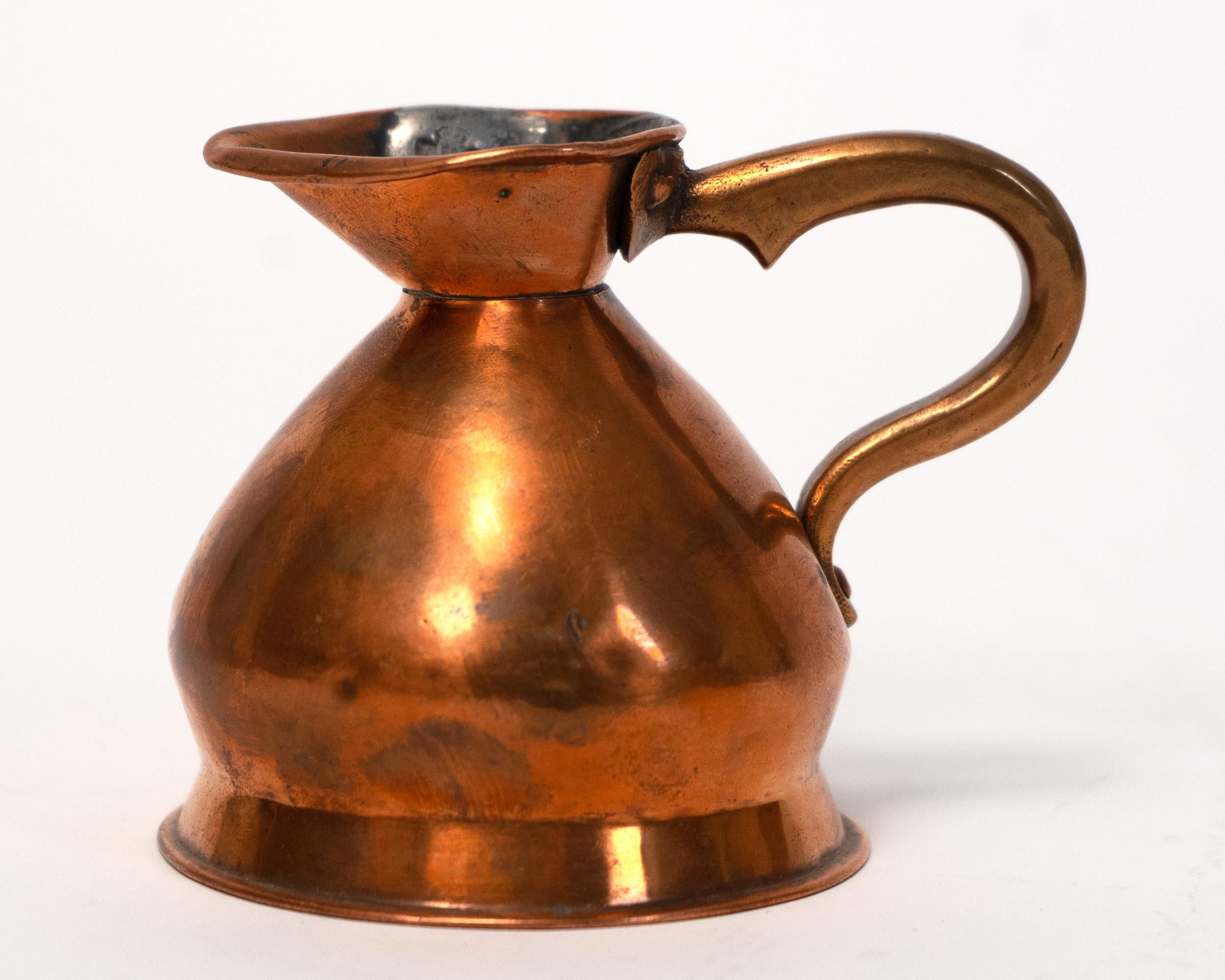 Set of Copper Measuring Cups For Sale at 1stDibs