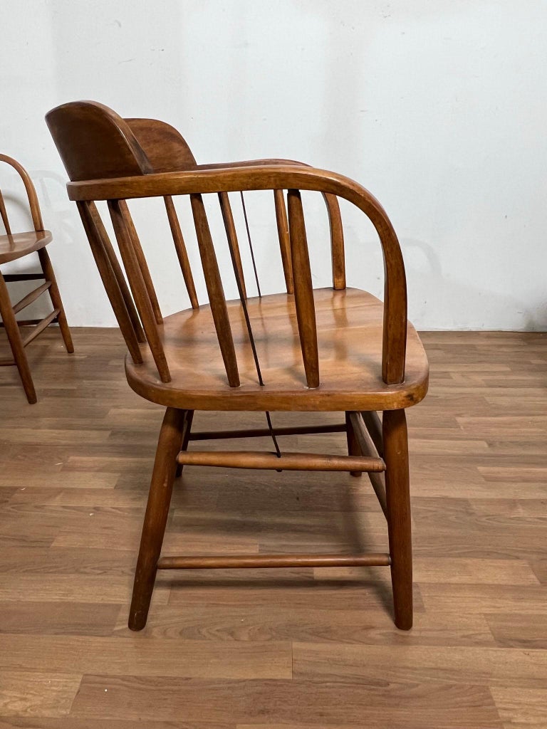 Set of Eight Boling Chair Company "Georgia O'Keeffe" Dining Chairs ...