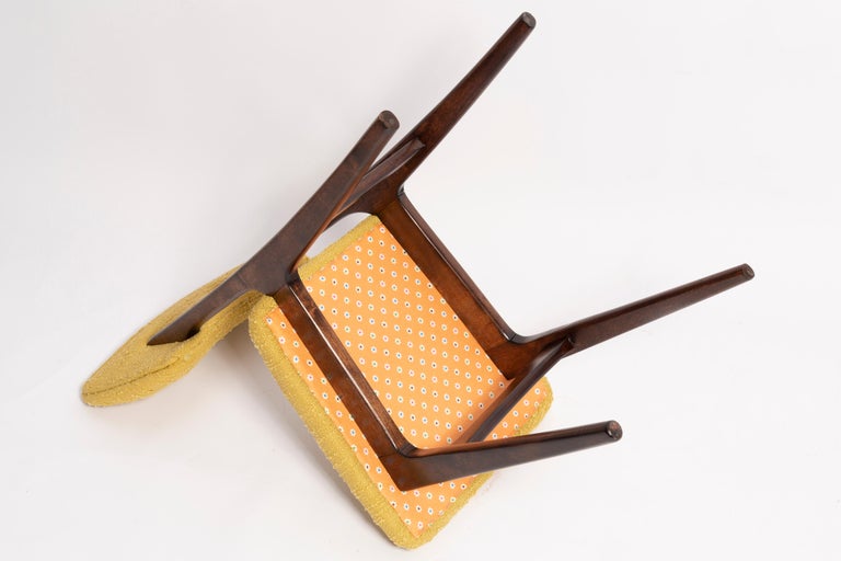 Set of Eight Mid Century Butterfly Dining Chairs, Yellow Boucle, Europe ...