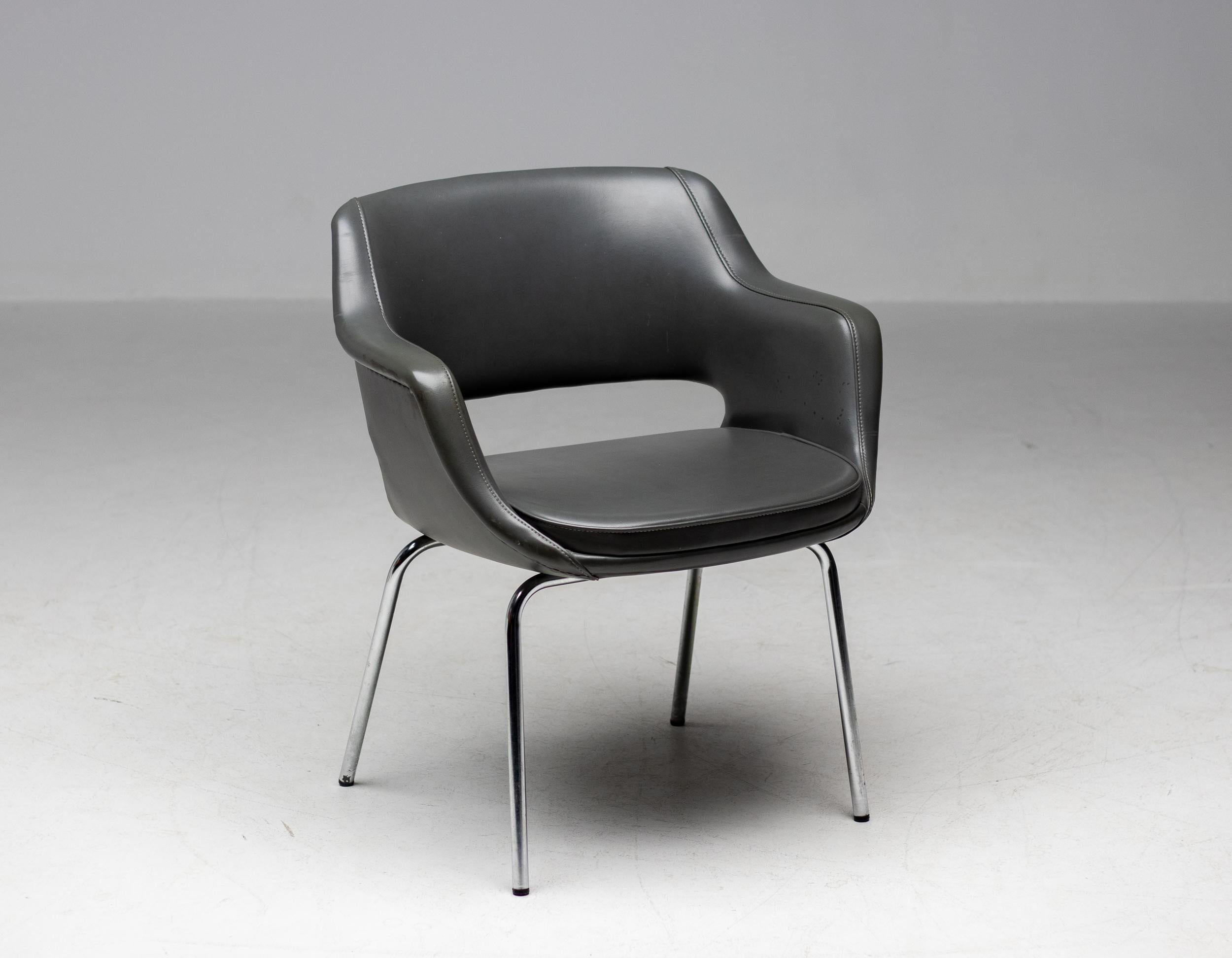 Set of Eight Olli Mannermaa Kilta Chairs in Elephant Hide Grey For Sale ...