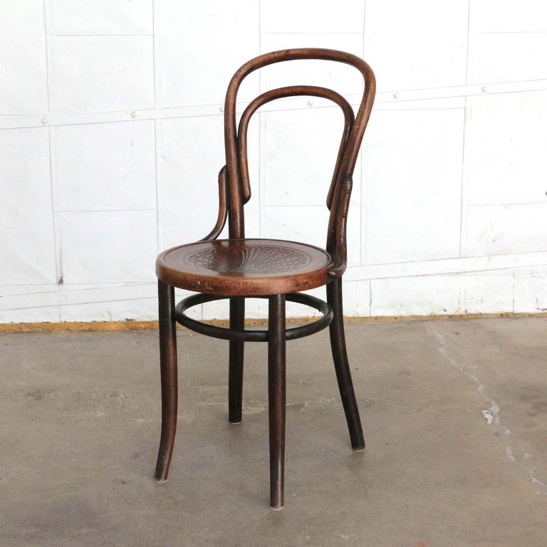 Set of Five Thonet Viennese No. 14 Cafe Chairs at 1stDibs