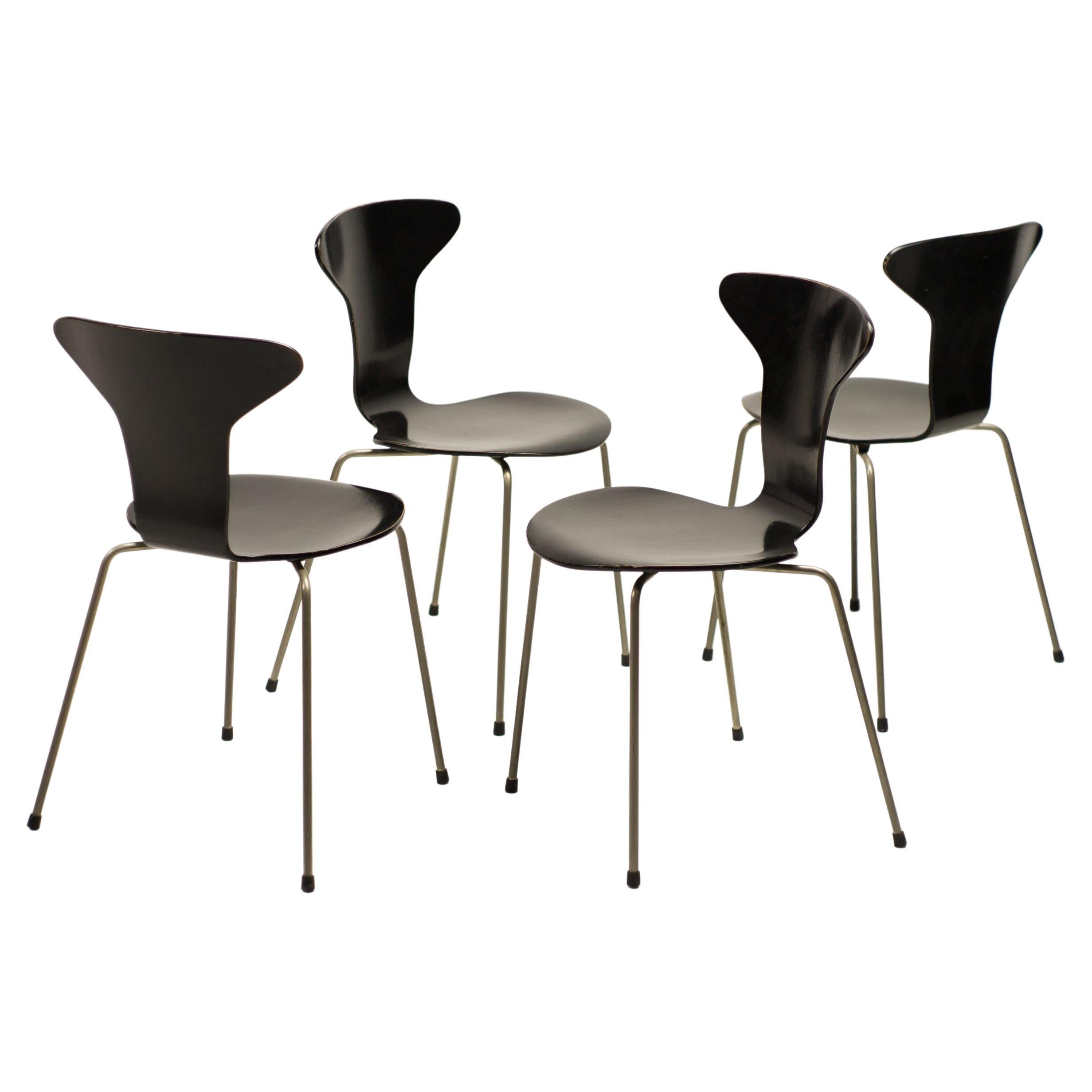 Arne Jacobsen Dining Chair For Sale at 1stDibs