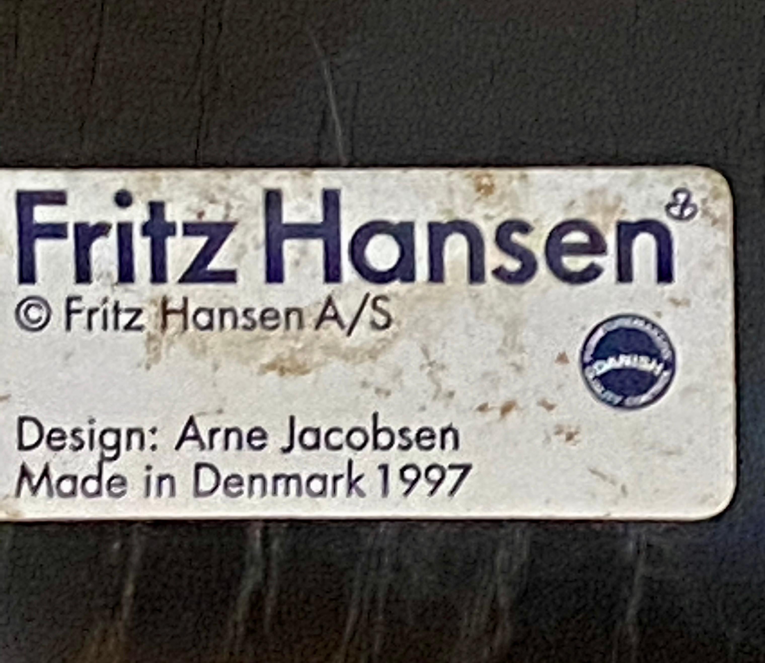 Set of Four Arne Jacobsen Series Chairs Black 7TM by Fritz Hansen at ...