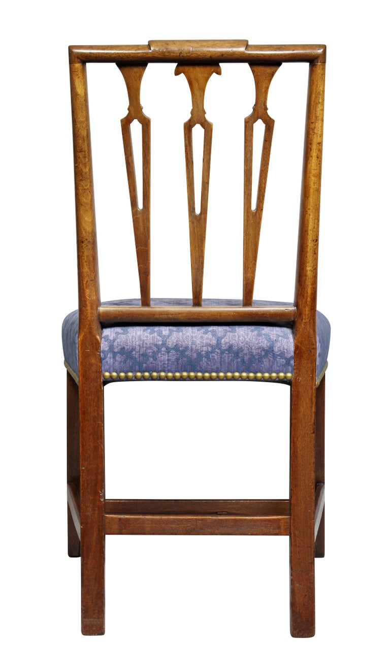 Set of Four Federal Mahogany Side Chairs at 1stDibs