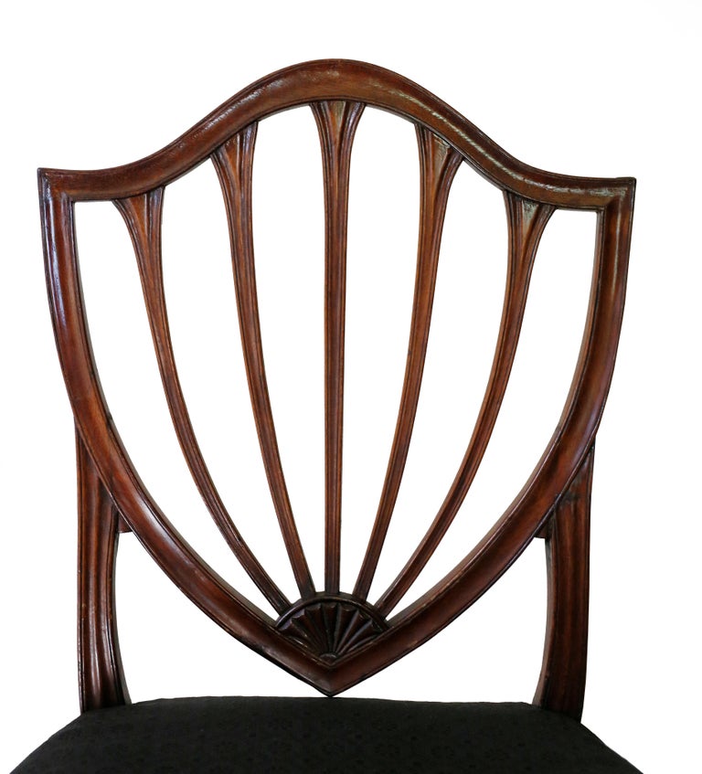 Set of Four Federal Shieldback American Hepplewhite Chairs at 1stDibs