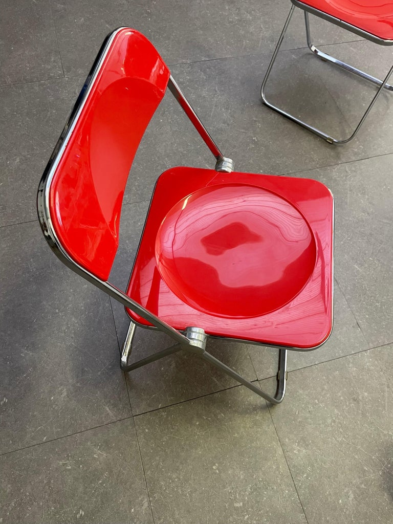 Set of Four Giancarlo Piretti 'Plia' Folding Chairs in Red For Sale at ...