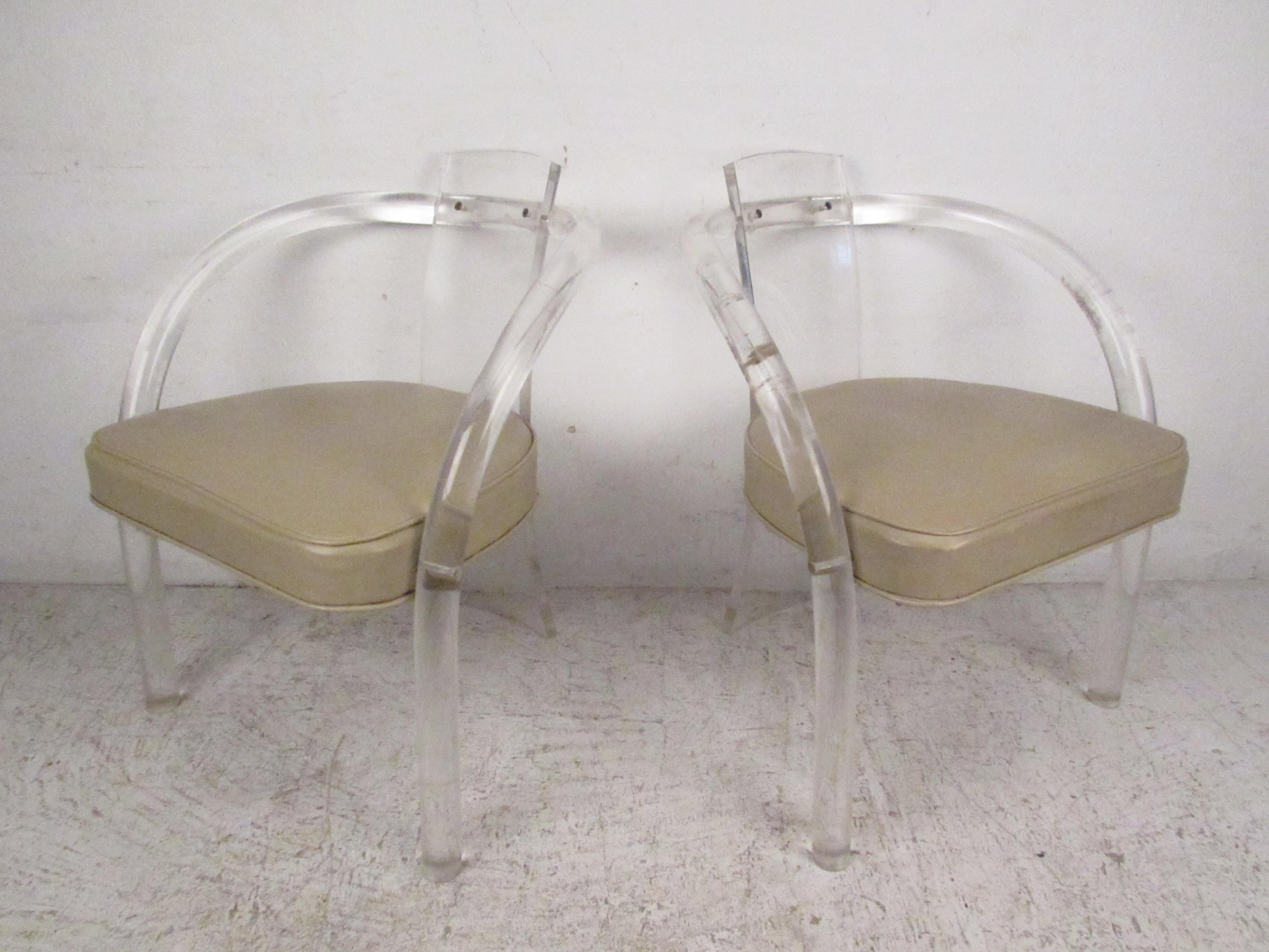 Set of Four Mid-Century Modern Lucite Dining Chairs For Sale at 1stDibs ...