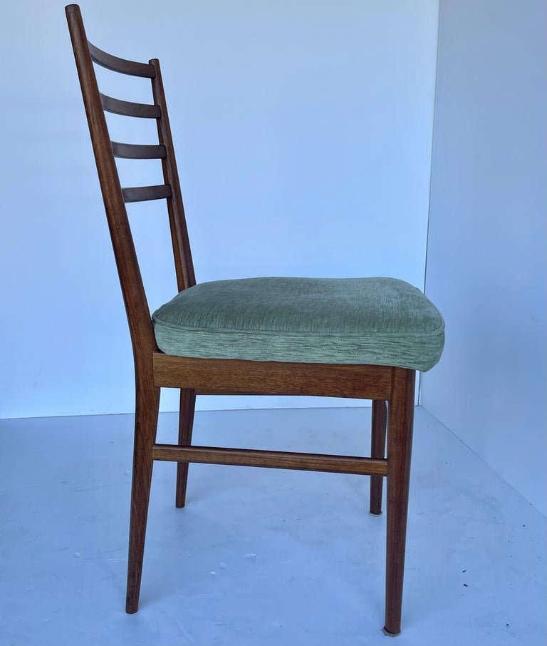 Set of Four Mid-Century Modern Meredew Teak Dining Chairs at 1stDibs ...