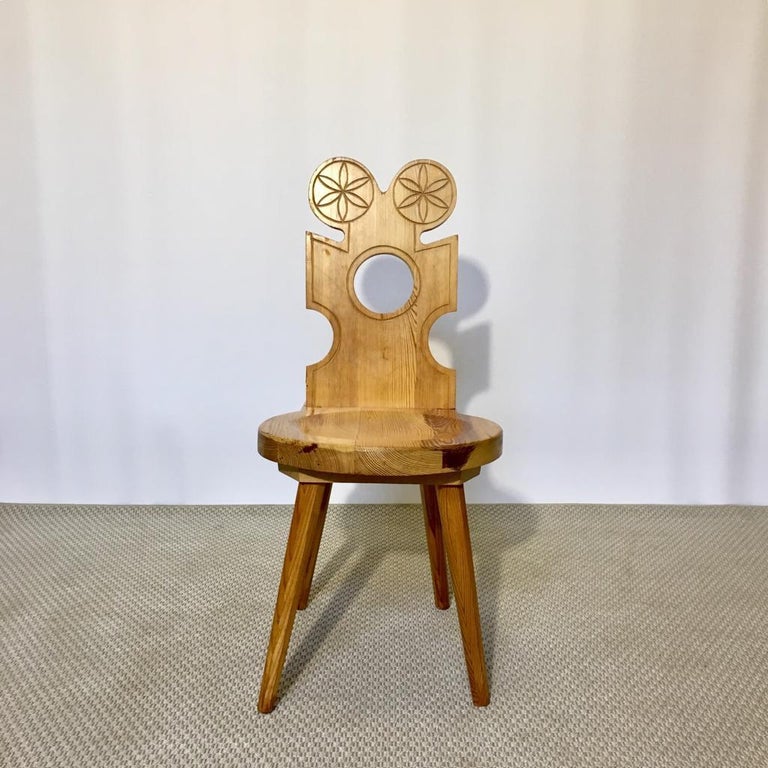 Set of Four Midcentury Swedish Pine Chairs For Sale at 1stDibs