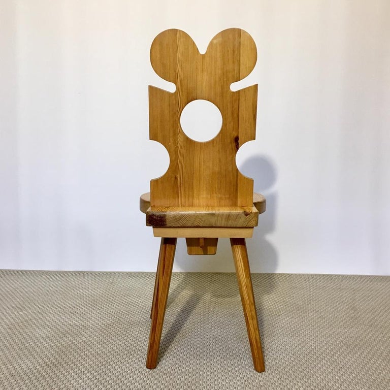 Set of Four Midcentury Swedish Pine Chairs For Sale at 1stDibs
