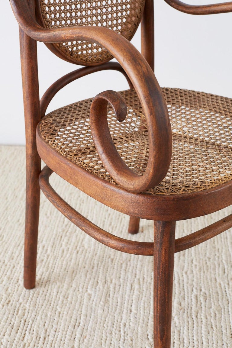 Set of Four Thonet No. 17 Bentwood and Cane Armchairs at 1stDibs ...