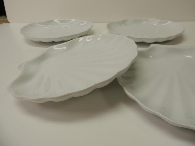 Set of Four Vintage Coastal Scallop Seashell Shaped Plates at 1stDibs ...