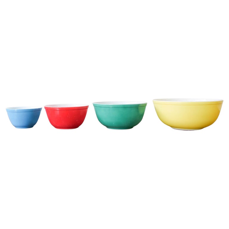 Set of Four Vintage Pyrex Primary Color Mixing Bowls, 1950s For Sale at ...