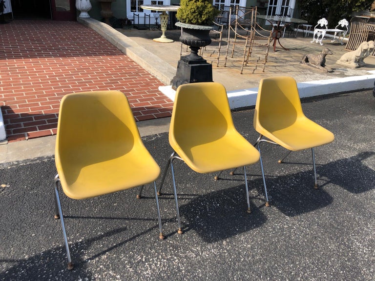 Set of Three Yellow Jon Stewart Stackable Shell Chairs at 1stDibs ...