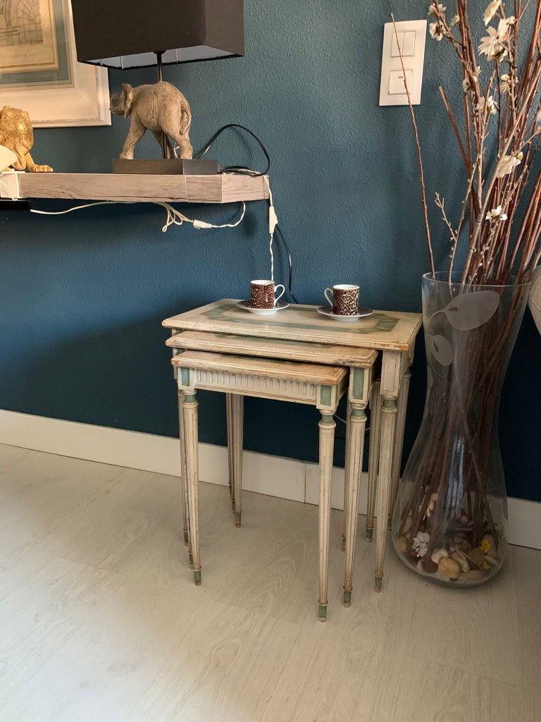 Set of Italian Nesting Tables 19th Century For Sale at 1stDibs