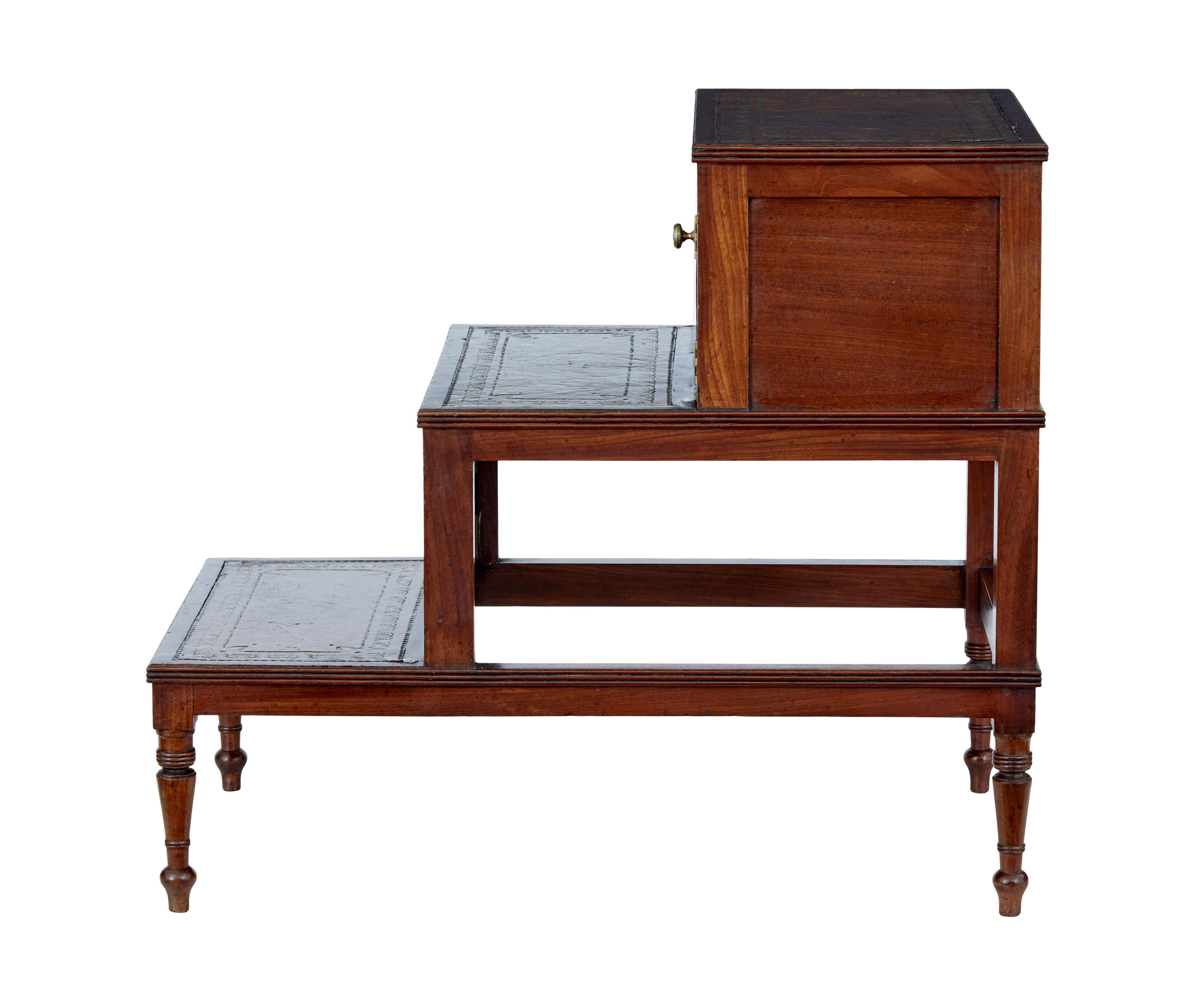 Set of mid 19th century mahogany library steps For Sale at 1stDibs