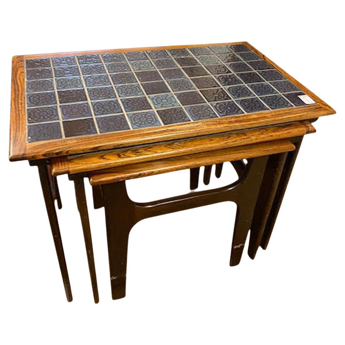 Set of Kidney Shaped Nesting Tables by Trap Christensen For Sale at 1stDibs